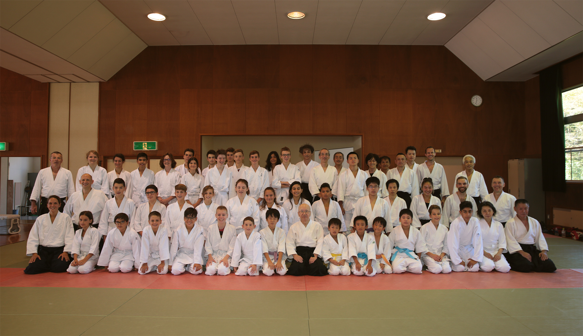 Shinshiro ― Neuchâtel (2005) | Grand Tour of Switzerland in Japan